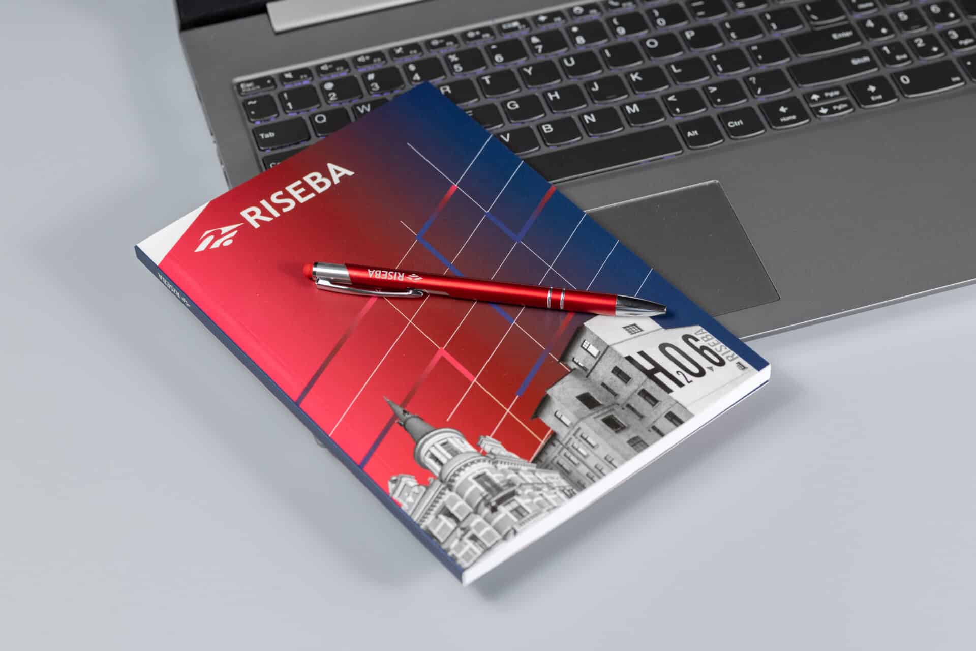 Notepad with RISEBA logo, A5 format - RISEBA.lv